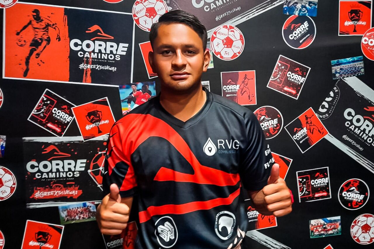 Adrián Lozano primer refuerzo de Correcaminos - CF Correcaminos